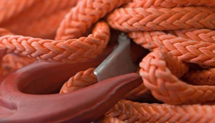 How Long Will Synthetic Winch Rope Last? - Mechanicology